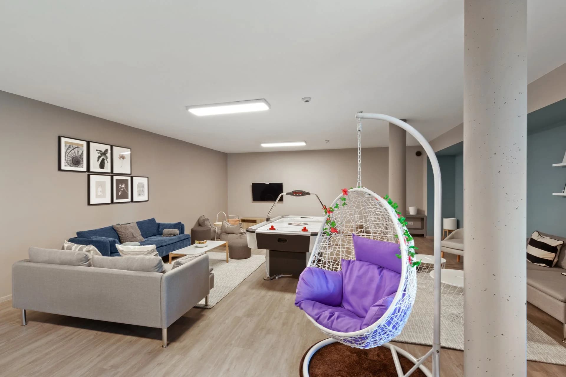 Home & Co - Easy Living | Booking